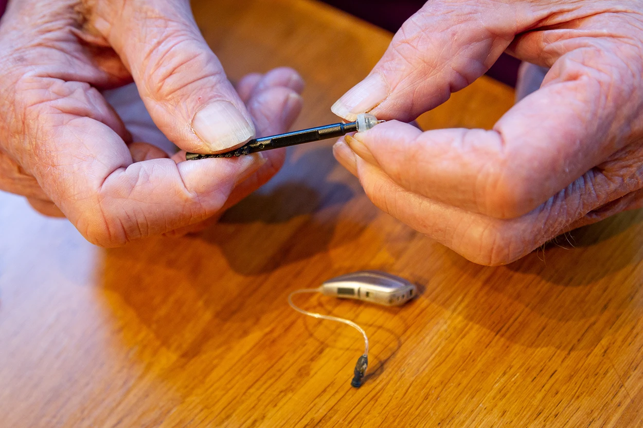The Ultimate Hearing Aid Cleaning and Maintenance Checklist | Starkey ...
